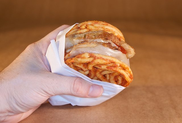 Step off, ramen burger. The 'Roni Roll is here, and it puts fettuccine ...