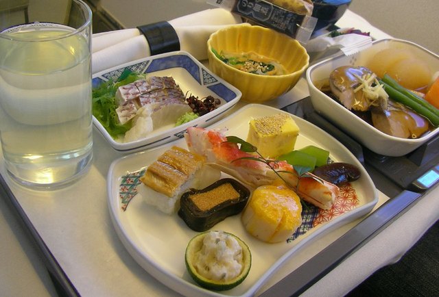 Best Airline Food - Turkish Airlines, Air France, Emirates and Others ...