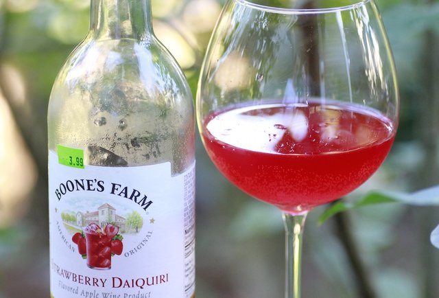 Best Boone's Farm Flavors - Thrillist