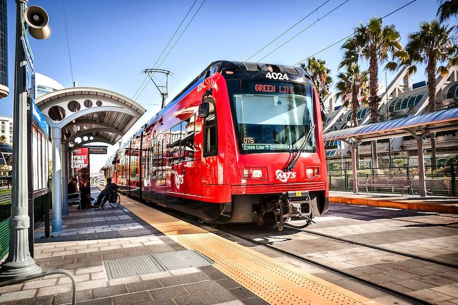 Awesome Green Line bar crawl? Awesome Green Line bar crawl. - Thrillist ...