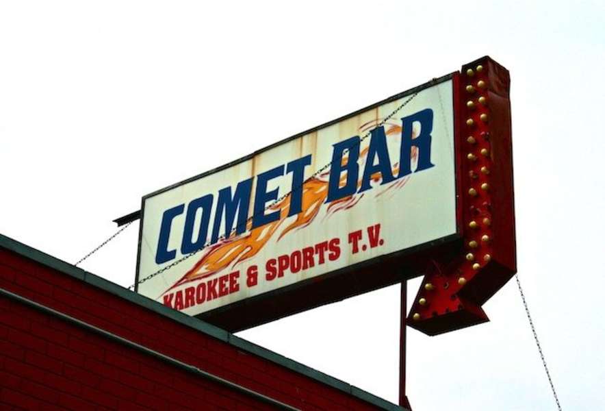Comet Bar: A Bar in Detroit, MI - Thrillist