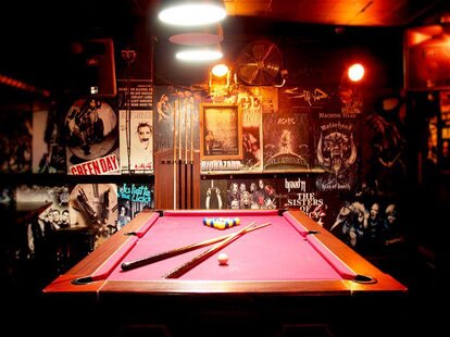 The Intrepid Fox: A Bar in London - Thrillist