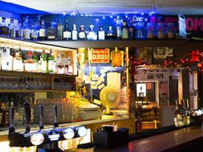 The Alibi: A Bar in London - Thrillist