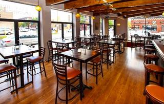 California Clipper: A Chicago, IL Bar.