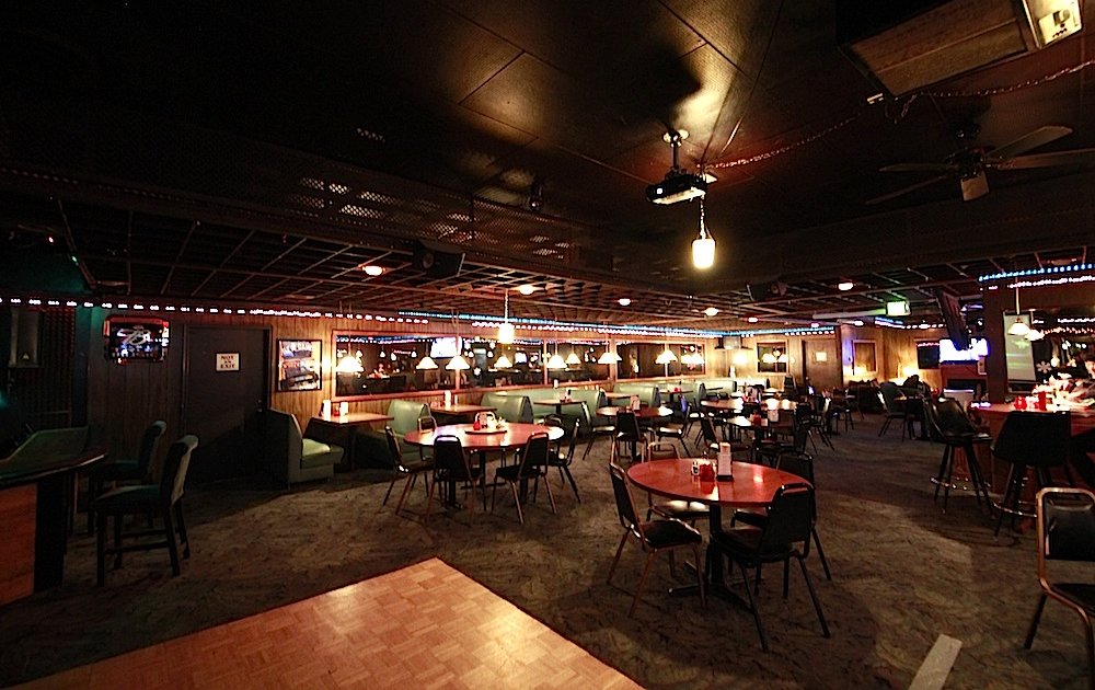 Spare Room Restaurant & Lounge: A Portland, OR Bar.