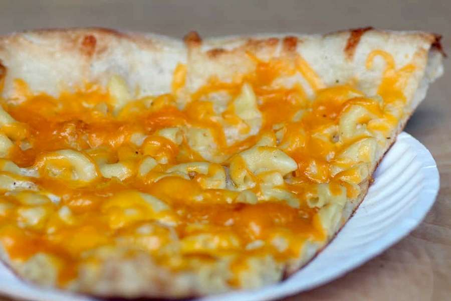 Late Night Restaurants and Bars - 9 Best Late Night Eats in Chicago ...