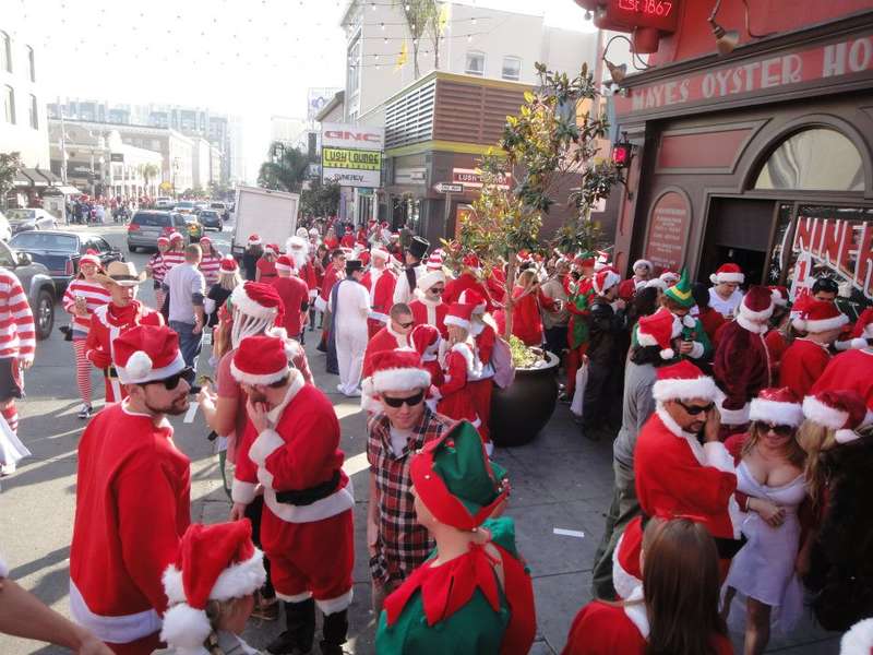 SantaCon, as explained by GIFs from the movie Elf - Thrillist