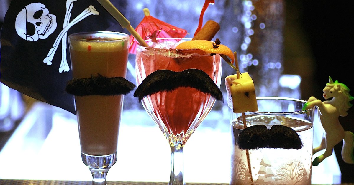 Anchorman 2 Cocktails - Ron Burgundy Drinks for the New Movie - Thrillist