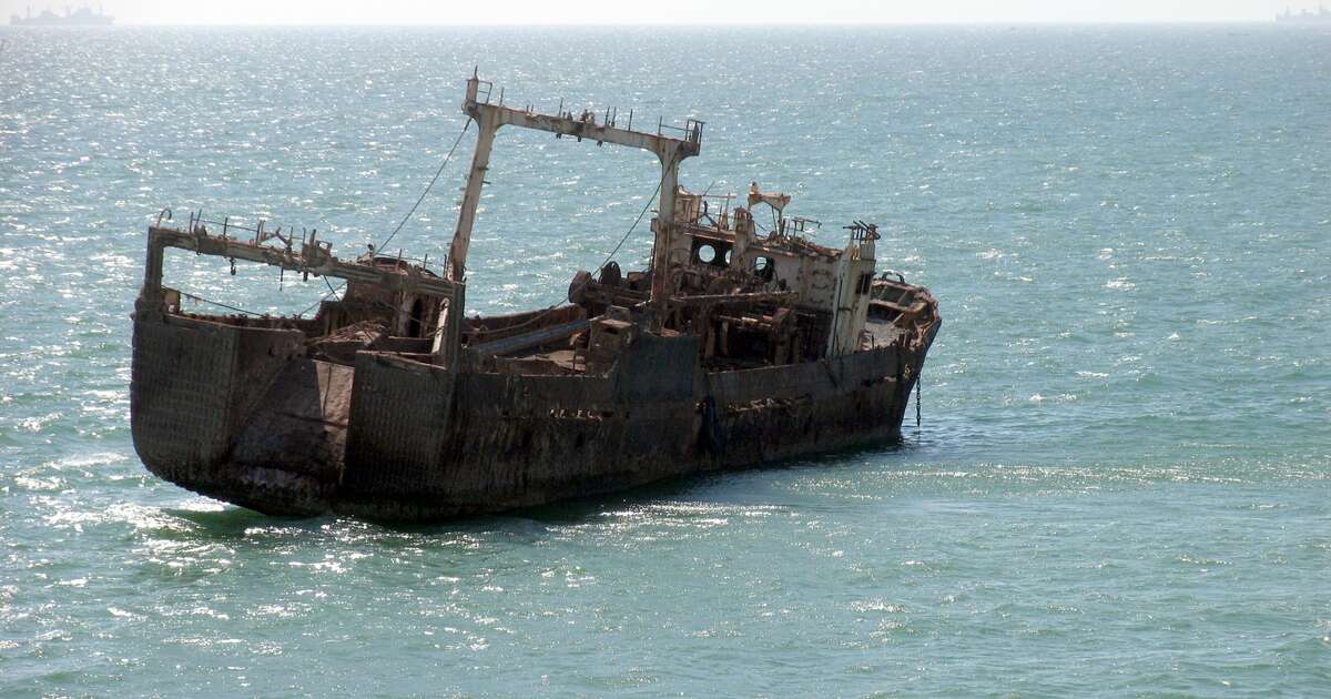 The world's biggest ship graveyard - Thrillist
