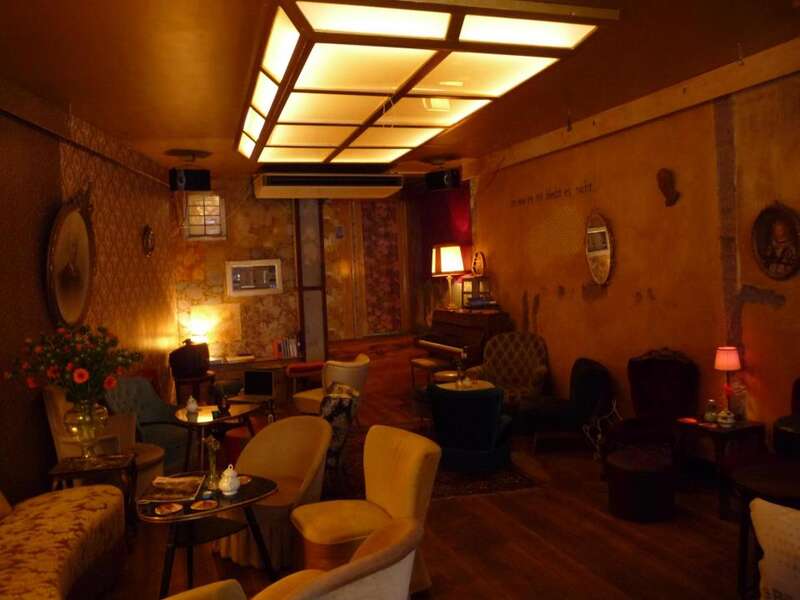 Café Brecht: A Bar in Amsterdam, Noord-Holland - Thrillist
