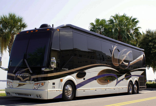 Luxury Rv - Travel Like a Rockstar in These Palatial Trailers - Thrillist