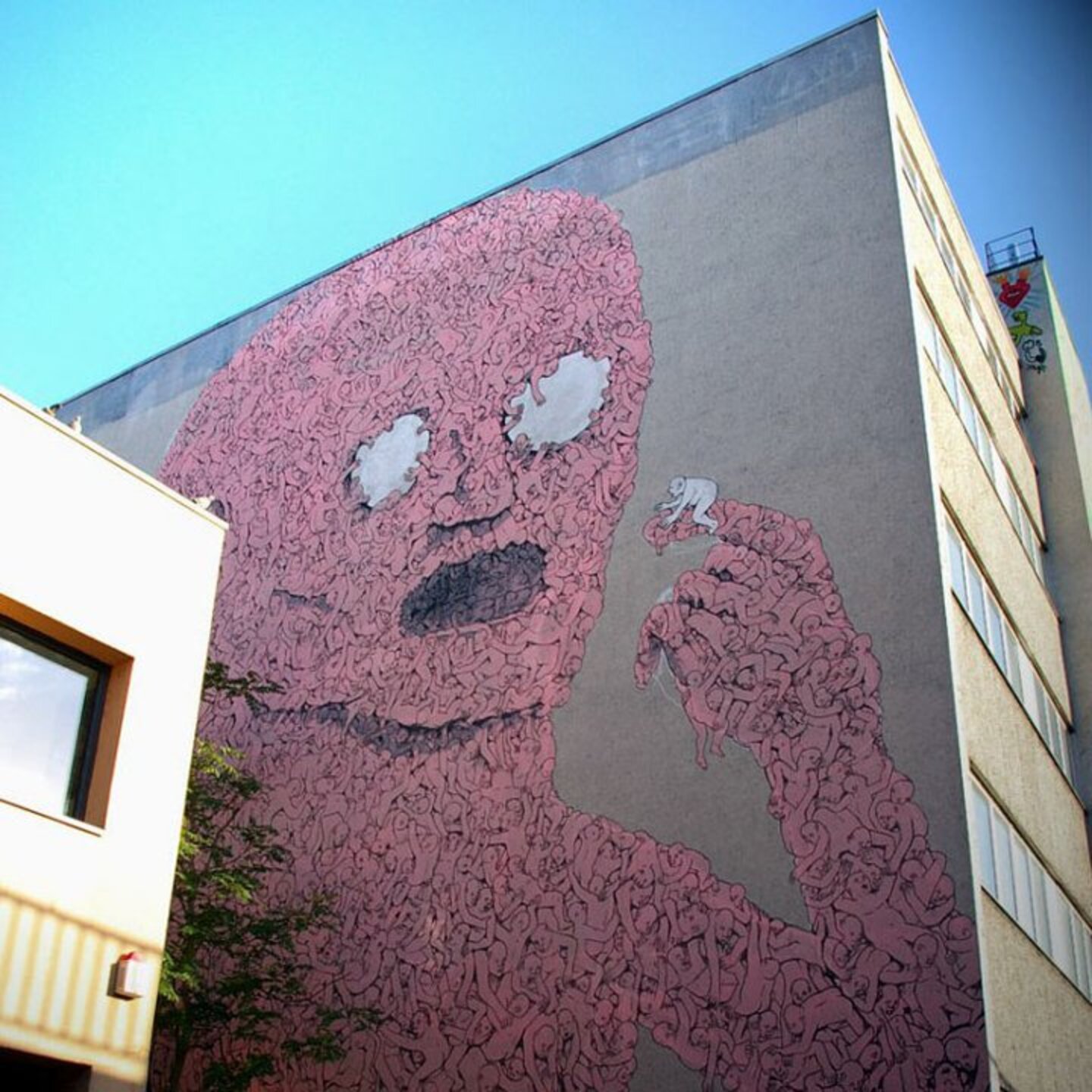 Berlin's best graffiti - A tour of Berlin’s most awesome street art ...