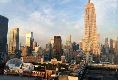 A NY bar with rooftop igloos - Thrillist New York