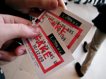 Travel Scams to Avoid While on Vacation - Fake tickets to the Louvre ...