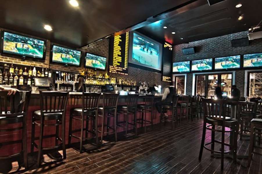 Redline: A Bar in Washington, DC - Thrillist