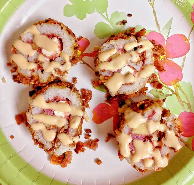 Bacon sushi - Redditor creates bacon, prosciutto, ham, and apple "Sushi ...