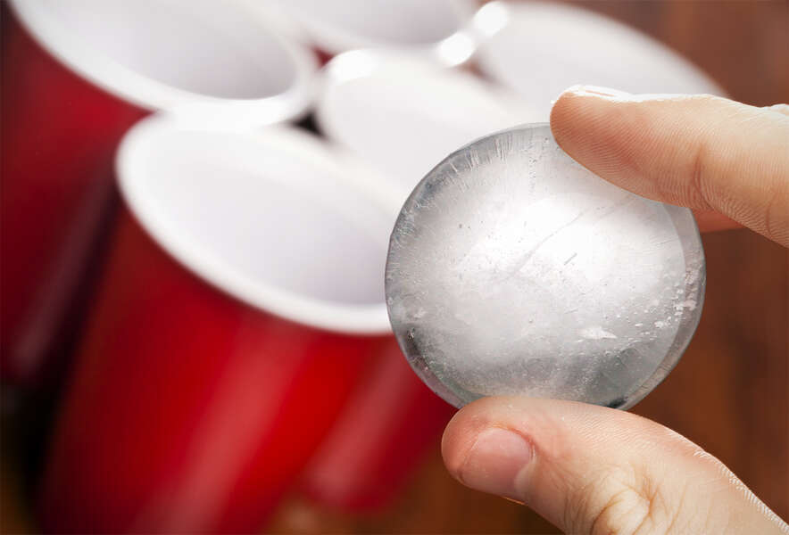 College students post their best snow beer pong shots as campuses ...