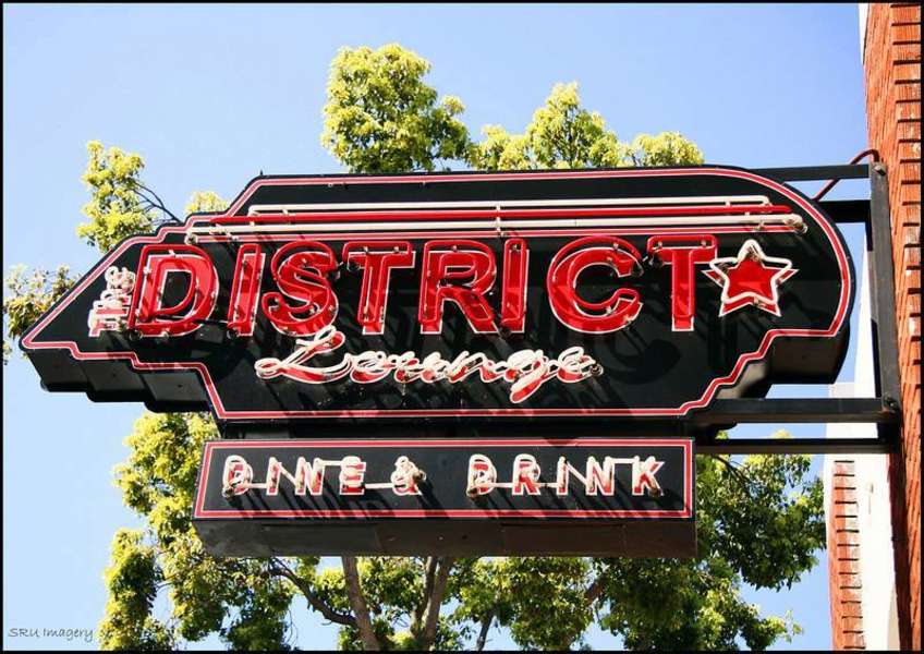 The District Lounge: A Restaurant in Orange, CA - Thrillist