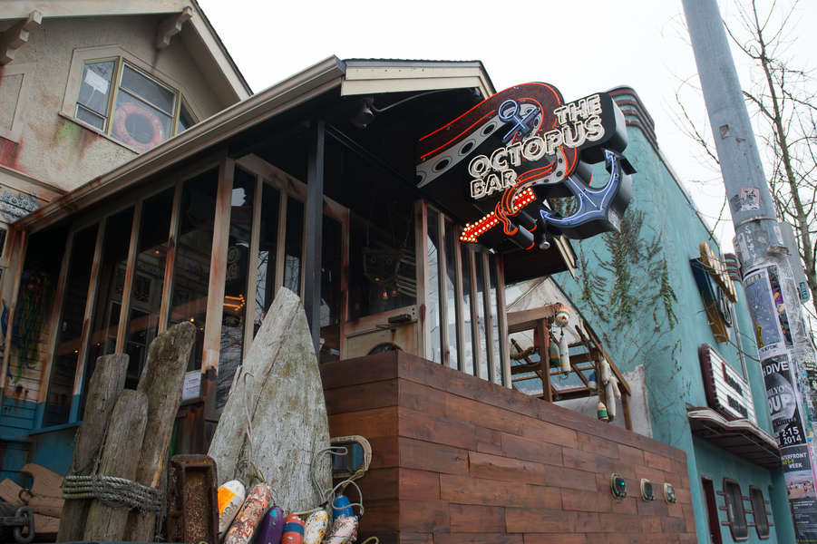The Octopus Bar: A Bar in Seattle, WA - Thrillist