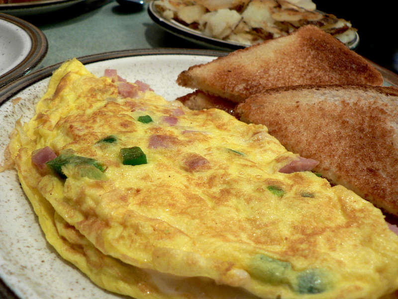 7 West Cafe: A Restaurant in Toronto, ON - Thrillist
