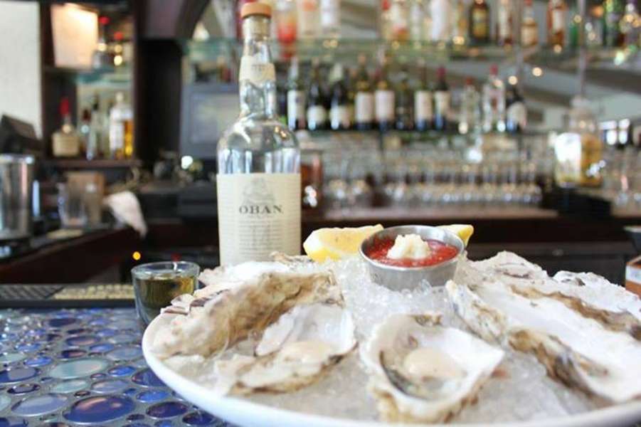 Whiskey Red's: A Restaurant in Marina del Rey, CA - Thrillist