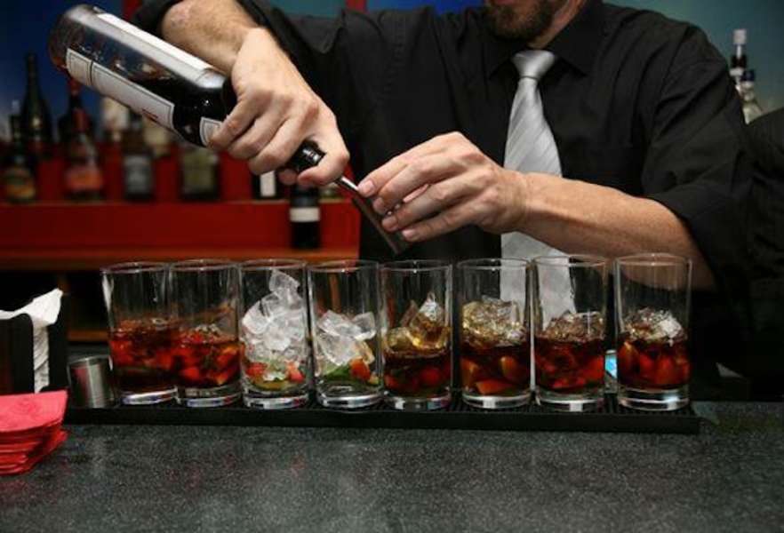 On the Rocks: A Bar in New York, NY - Thrillist