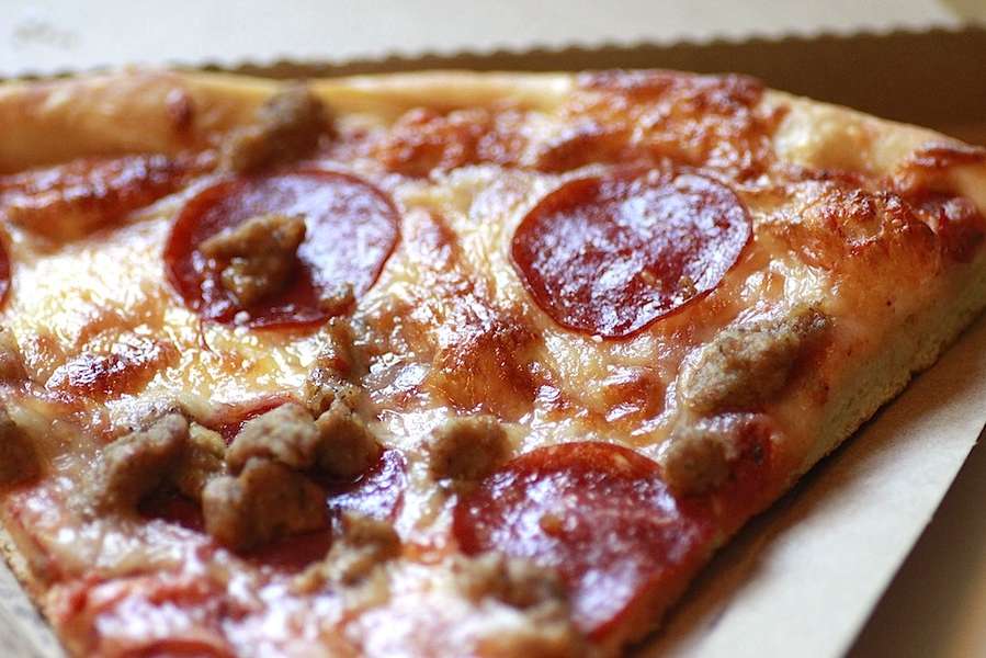 Pisa Pizza: A Restaurant in Chicago, IL - Thrillist