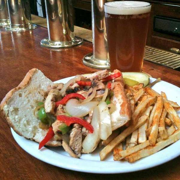 Triple Rock Brewing Co.: A Bar in Berkeley, CA - Thrillist
