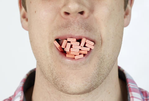 Bubble Gum Facts - Craziest Uses of Gum in History - Thrillist