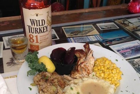 Pike Bar & Fish Grill: A Los Angeles, CA Bar.