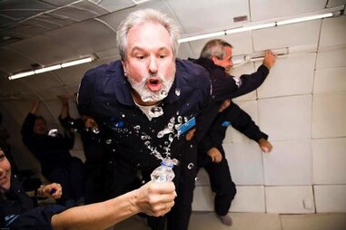 Zero-G Flights to Experience Weightless Conditions and to Defy Gravity ...
