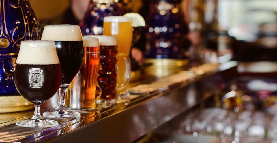 Union Pub: A Washington DC, DC Bar.