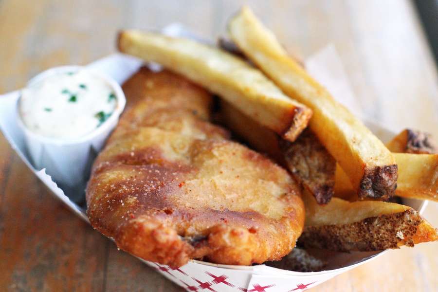 Best Chicago Friday Fish Fry - Things to do in Chicago - Thrillist Chicago