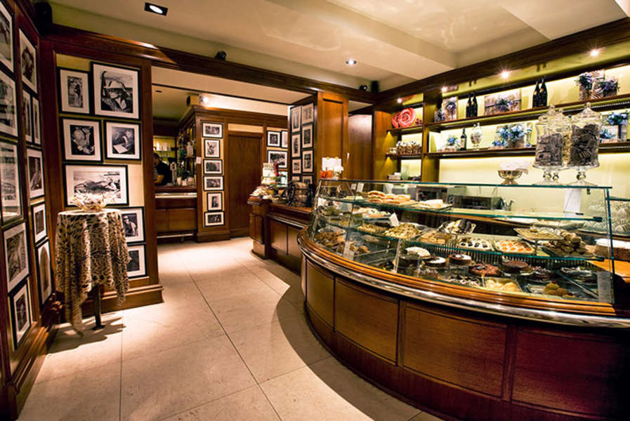Roberto Cavalli Cafè: A Bar in Firenze - Thrillist