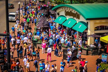 5 spots to hit before the Cubs' home opener - Thrillist Chicago