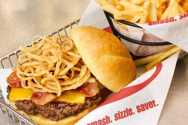 Smashburger NYC - Things to Do in New York - Thrillist