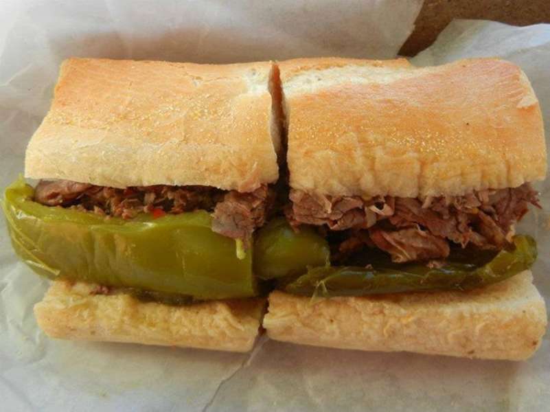 Roma's Italian Beef & Sausage: A Restaurant in Chicago, IL - Thrillist