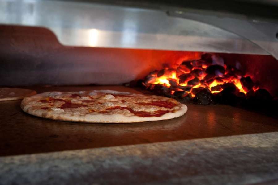 Table 87: A Restaurant in Brooklyn, NY - Thrillist