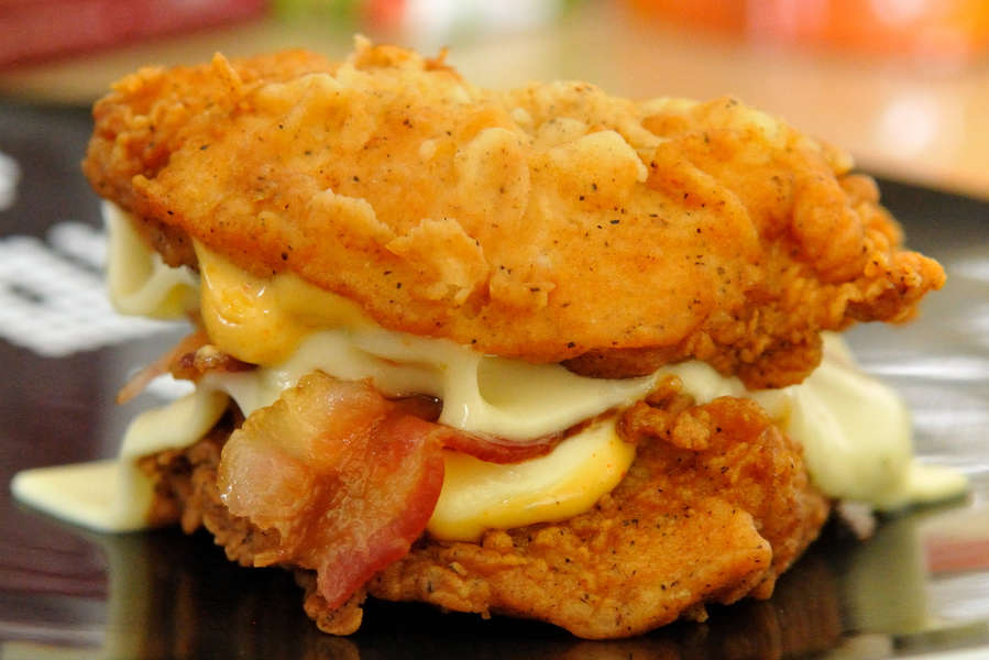 KFC Double Downs Return to Menu - Thrillist