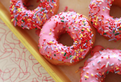 Fox's Donut Den: A Nation, TN Restaurant.