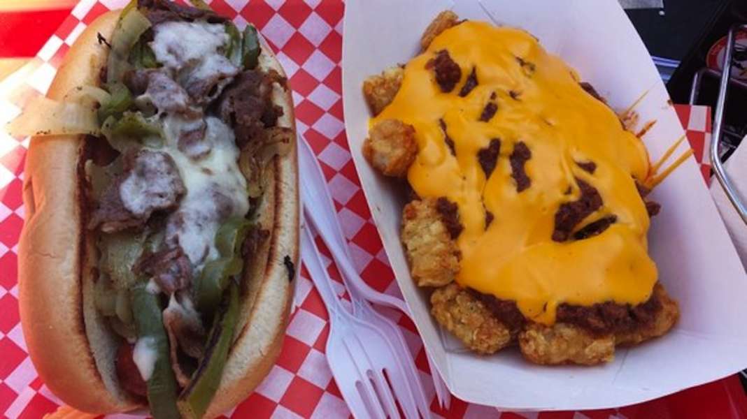 Fab Hot Dogs: A Restaurant in Los Angeles, CA - Thrillist