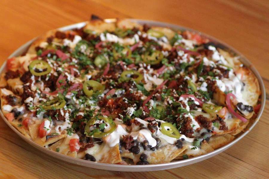 Fat Kid Fridays - Mac & Cheese Pizza, Bacon Float, and more - Thrillist