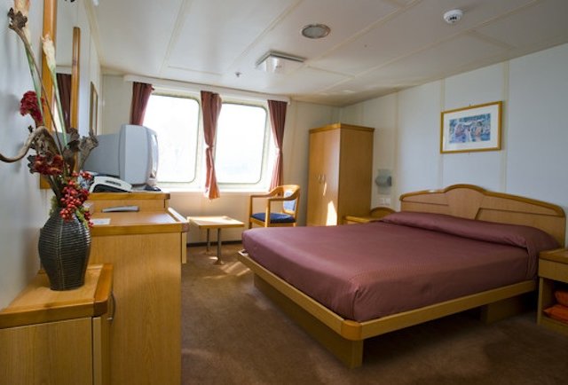 What the hell is a cargo cruise? Magnificent, that's what.