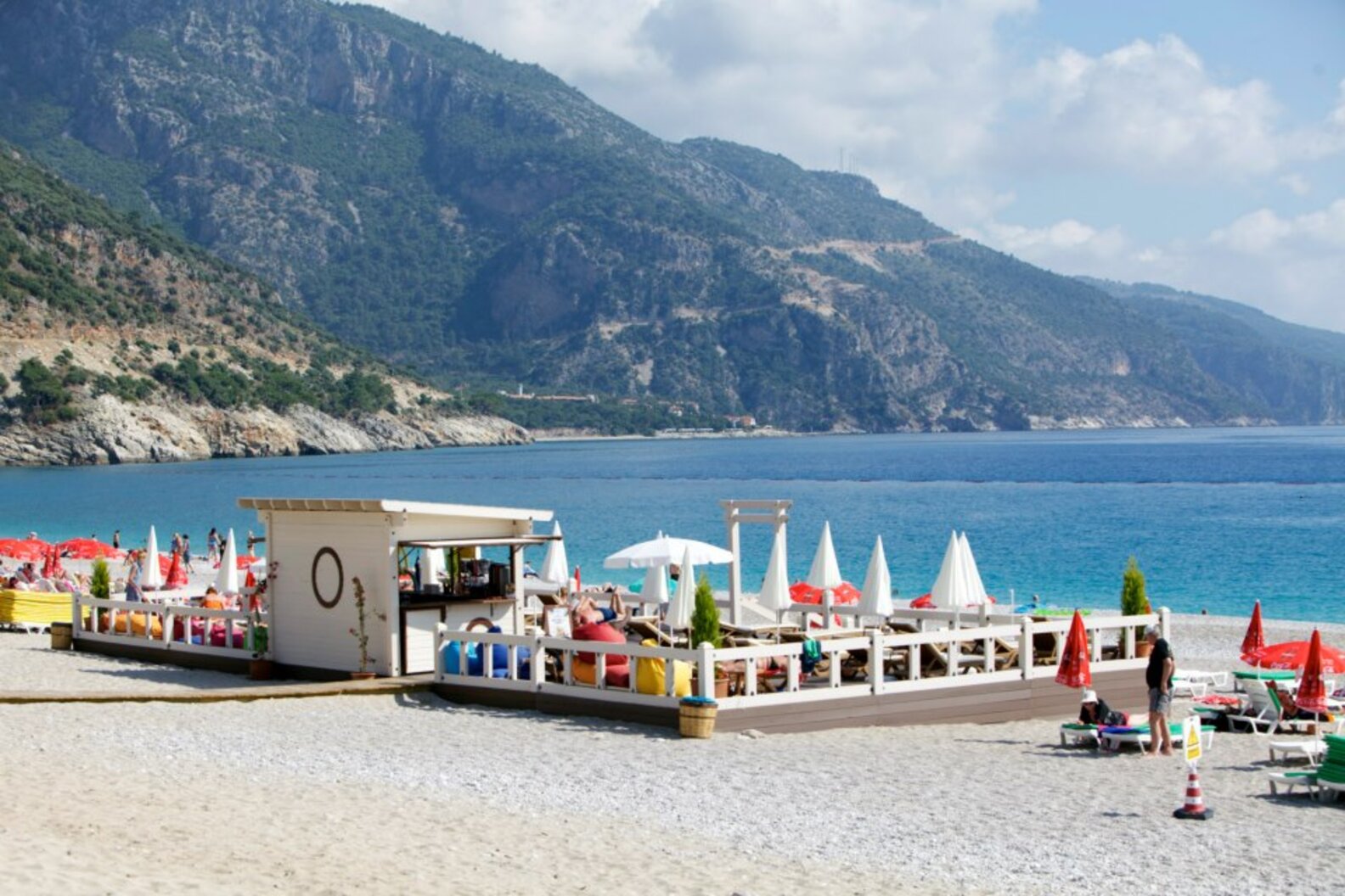 5 Best Beach Bars in The World - Thrillist