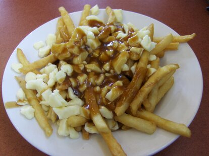 Canadian Poutine Chain US Fries Is Coming to Tuscon, Other American ...