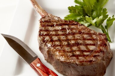 Best New Chicago Steaks - Things to do in Chicago - Thrillist