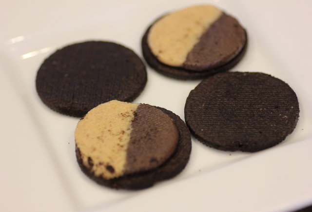 Reese's Peanut Butter Cup Oreos
