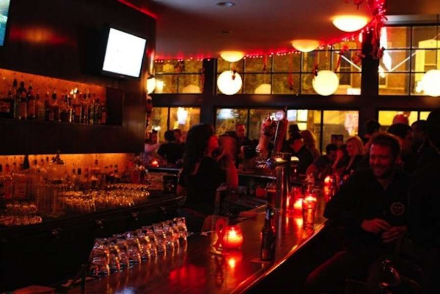 Five Star Bar: A Bar in Chicago, IL - Thrillist