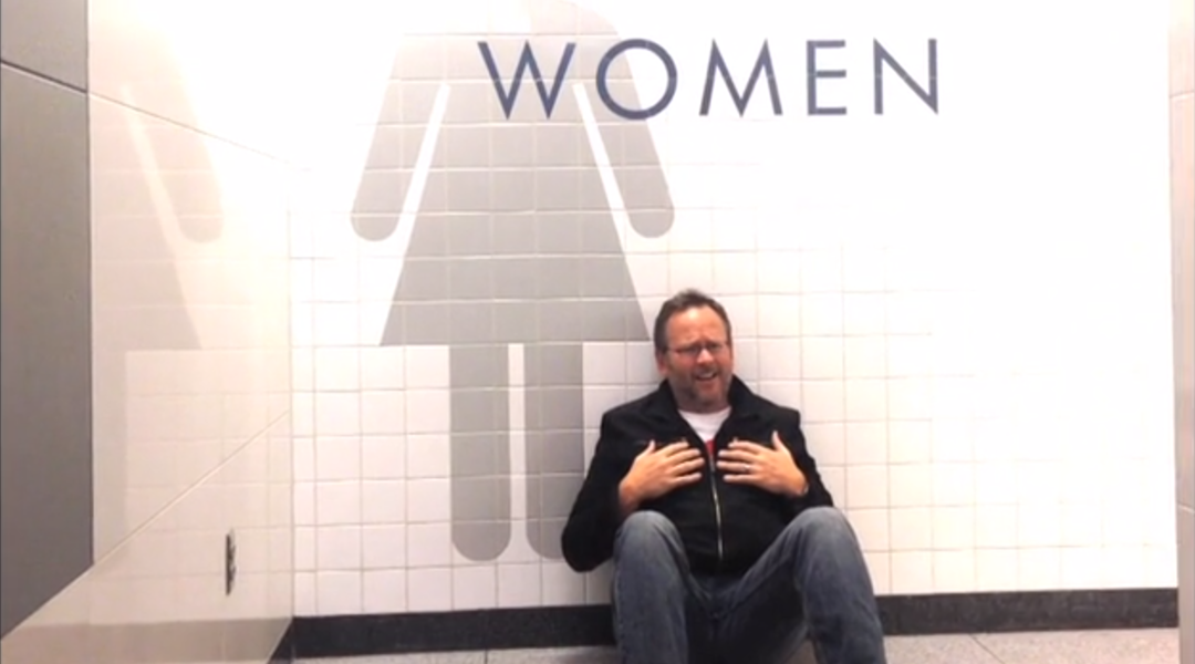 Las Vegas airport music video: Stranded man records ridiculous clip ...