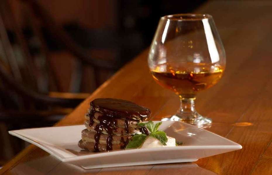 Mooncussers Tavern: A Bar in Harwich Port, MA - Thrillist